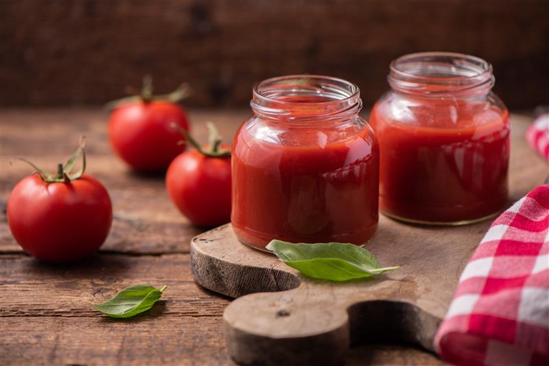 Easy Homemade Tomato Sauce – Mrs Rogers Online Store
